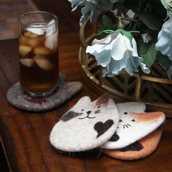 The Ultimate Kitty Cat Gift List: 50 Gift Ideas for Kitten Lovers ...